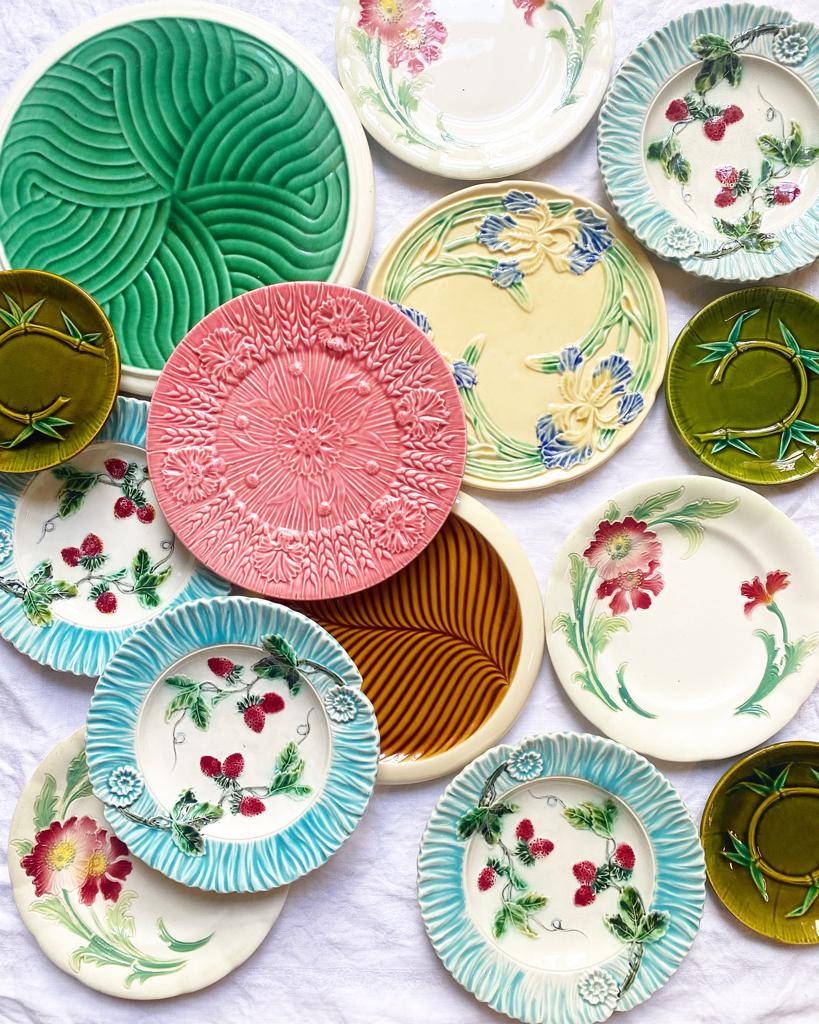 Barbotine – Assiettes anciennes