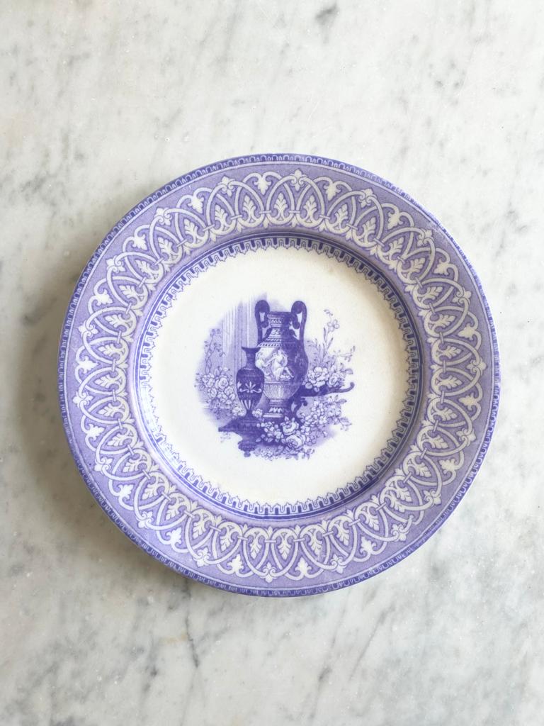 Assiette à dessert Antique Pinder Bourne Hope | Assiettes anciennes